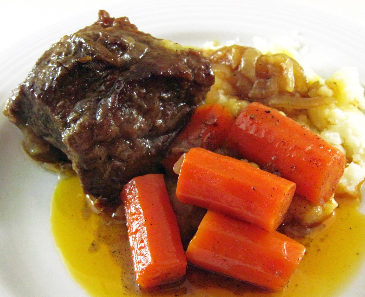 Braised Beef Short Ribs with Caramelized Onions & Baharat | In the ...